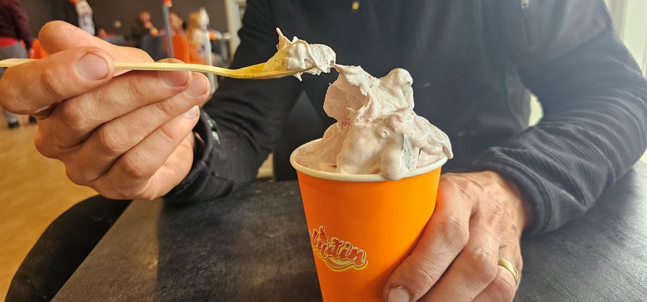 Ísbúðir á Akureyri: Lítill verðmunur á ísnum | akureyri.net