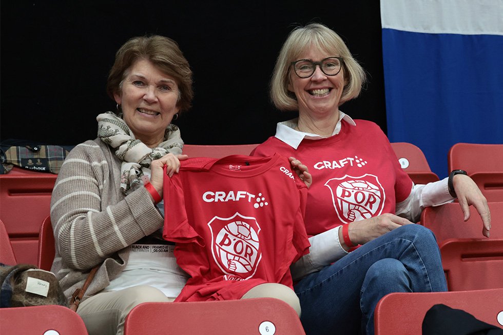 Tveir gamlir meistarar fylgdust með í Höllinni | akureyri.net